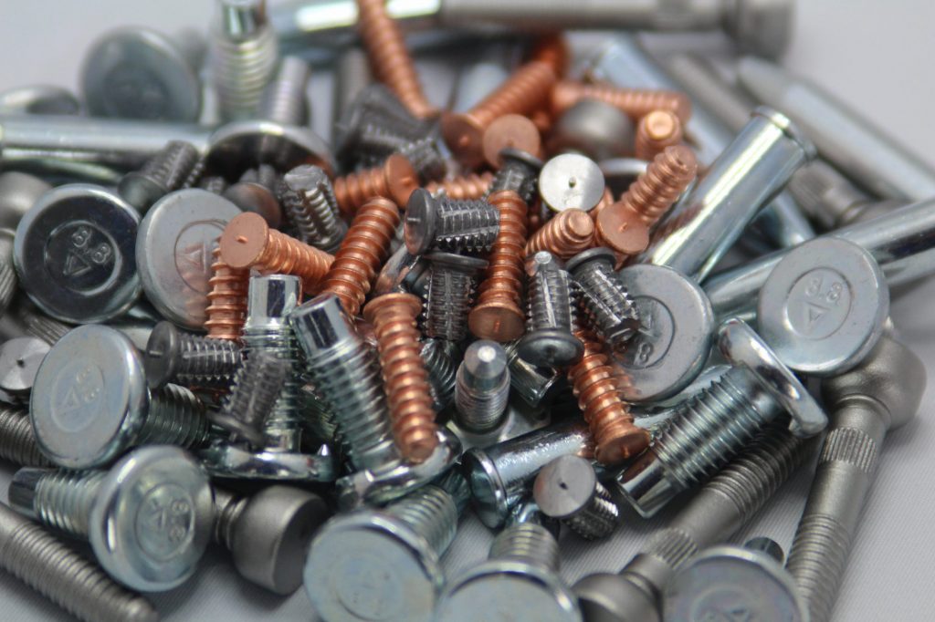 IVT Verbindungselemente GmbH | Schweissschrauben - Schweissbolzen